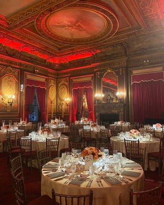 METROPOLITAN CLUB - Updated December 2025 - 114 Photos & 44 Reviews - 1 ...