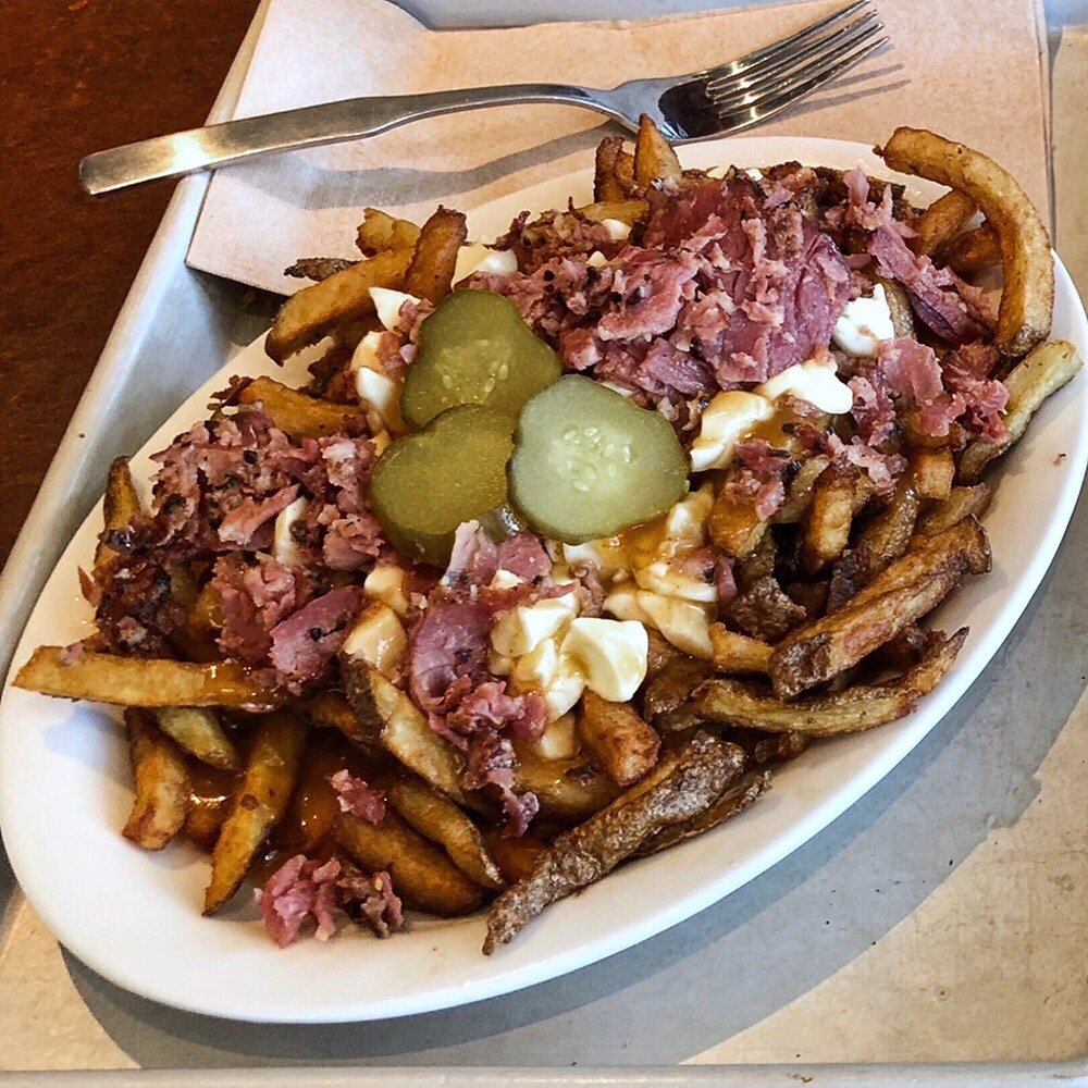 POUTINE CENTRALE - 197 Photos & 139 Reviews - Poutineries - 3971 Rue ...