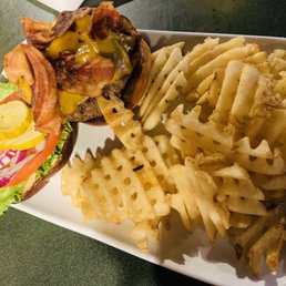 BENCHWARMER’S - Updated July 2025 - 129 Photos & 196 Reviews - 2775 ...