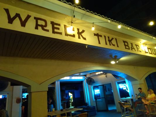 THE WRECK - TIKI BAR AND LOUNGE - Updated July 2024 - 20 Photos & 34 ...