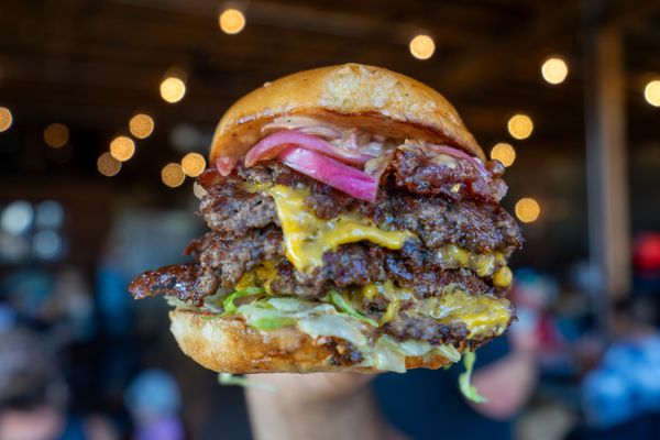 BURGER BUDS - Updated December 2025 - 48 Photos & 31 Reviews - 23330 ...