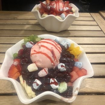 JAVA & MUG CAFE - 345 Photos & 235 Reviews - 3247 W Bryn Mawr Ave ...