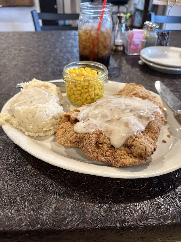 THE RUSTY COWBOY - Updated December 2025 - 15407 Hwy 36, Needville ...