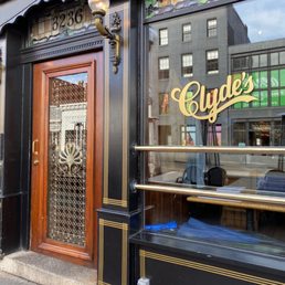 CLYDE’S OF GEORGETOWN - Updated January 2026 - 1612 Photos & 1633 ...