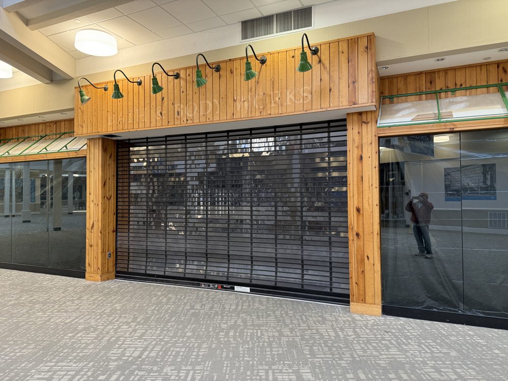 ALTON SQUARE SHOPPING CENTER - Updated June 2026 - 33 Photos & 17 ...