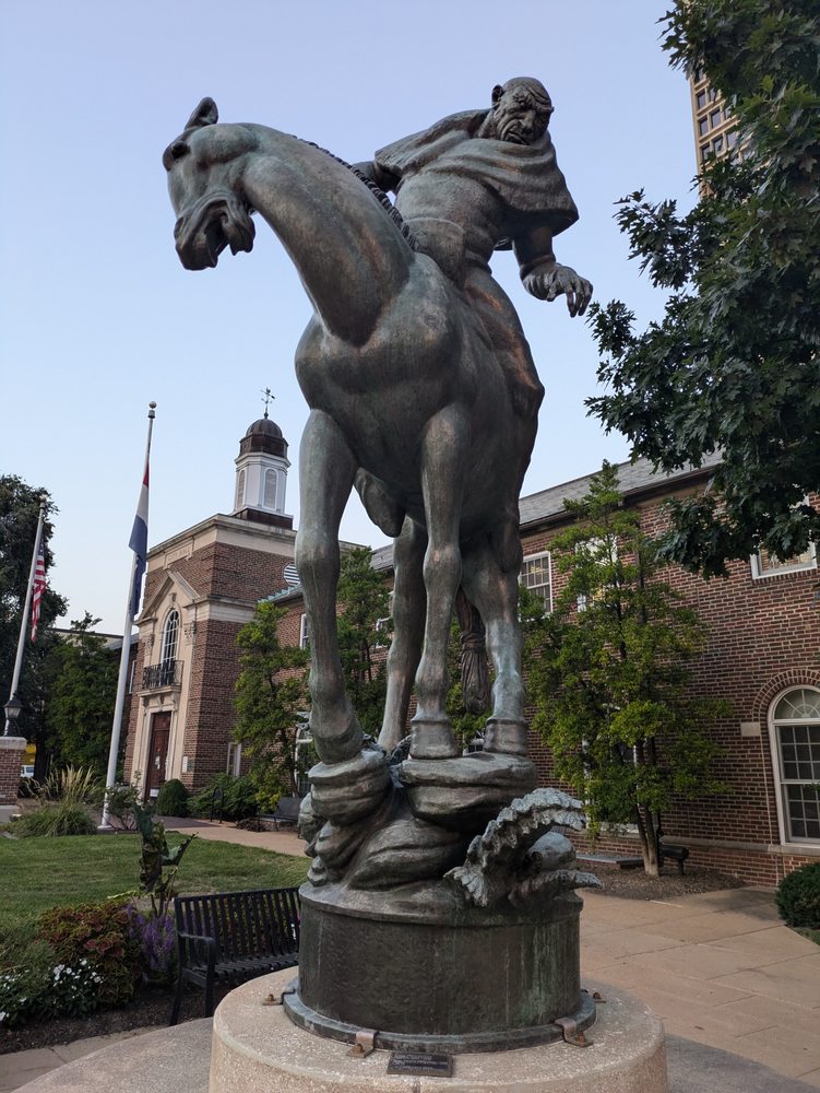 FOLKE FILBYTER - Updated June 2025 - 10 N Bemiston Ave, Clayton ...