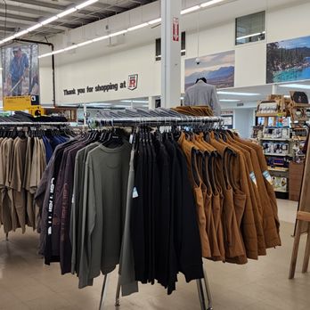 BIG R - Updated December 2025 - 28 Photos & 50 Reviews - 1299 Baring ...