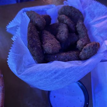 CANZ - Updated November 2024 - 217 Photos & 183 Reviews - 1610 Old ...