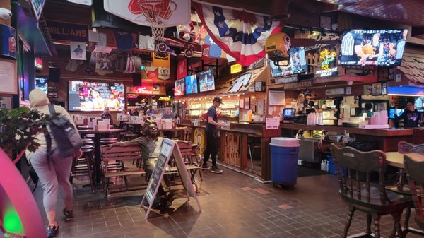 MAJOR GOOLSBY’S - Updated December 2025 - 88 Photos & 162 Reviews - 340 ...