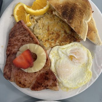 PEG’S GLORIFIED HAM N EGGS - Updated August 2024 - 551 Photos & 592 ...