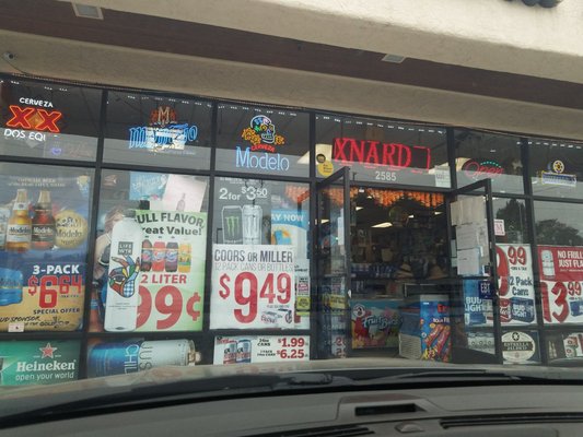 EL RIO OXNARD MARKET - Updated December 2025 - 2585 E Vineyard Ave ...