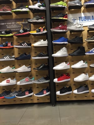 FOOTACTION USA SUPERSTORE - Updated March 2025 - 27 Reviews - 3 ...