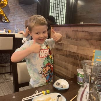 CHUBBY FISH SUSHI - Updated November 2024 - 387 Photos & 119 Reviews ...