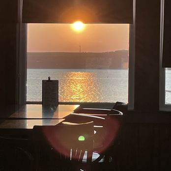 THE DORYMAN PUB & GRILL - Updated January 2026 - 21 Photos & 29 Reviews ...