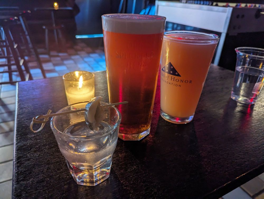 NORTH POLE PUB - Updated March 2025 - 60 Photos & 59 Reviews - 428 ...