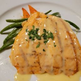 RUSSELL’S RESTAURANT - Updated October 2025 - 477 Photos & 586 Reviews ...