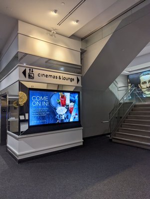 CINEPLEX VIP CINEMAS - Updated July 2025 - 183 Photos & 84 Reviews - 12 ...