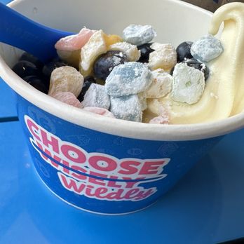 16 HANDLES - Updated September 2025 - 349 Photos & 710 Reviews - 153 ...