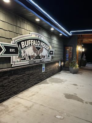 BUFFALO HOUSE - Updated October 2025 - 19 Photos & 54 Reviews - 2586 ...