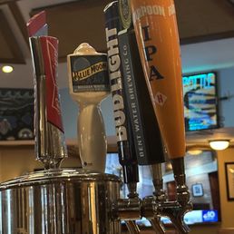 POINT BREEZE - Updated July 2025 - 134 Photos & 218 Reviews - 114 Point ...