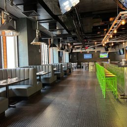 WAREHOUSE KITCHEN + SPORTS BAR - Updated October 2025 - 208 Photos ...
