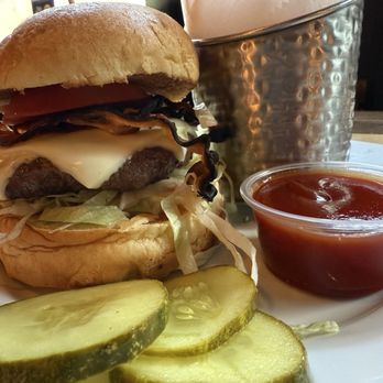 SIDEBAR GASTROPUB - Updated December 2025 - 136 Photos & 60 Reviews ...