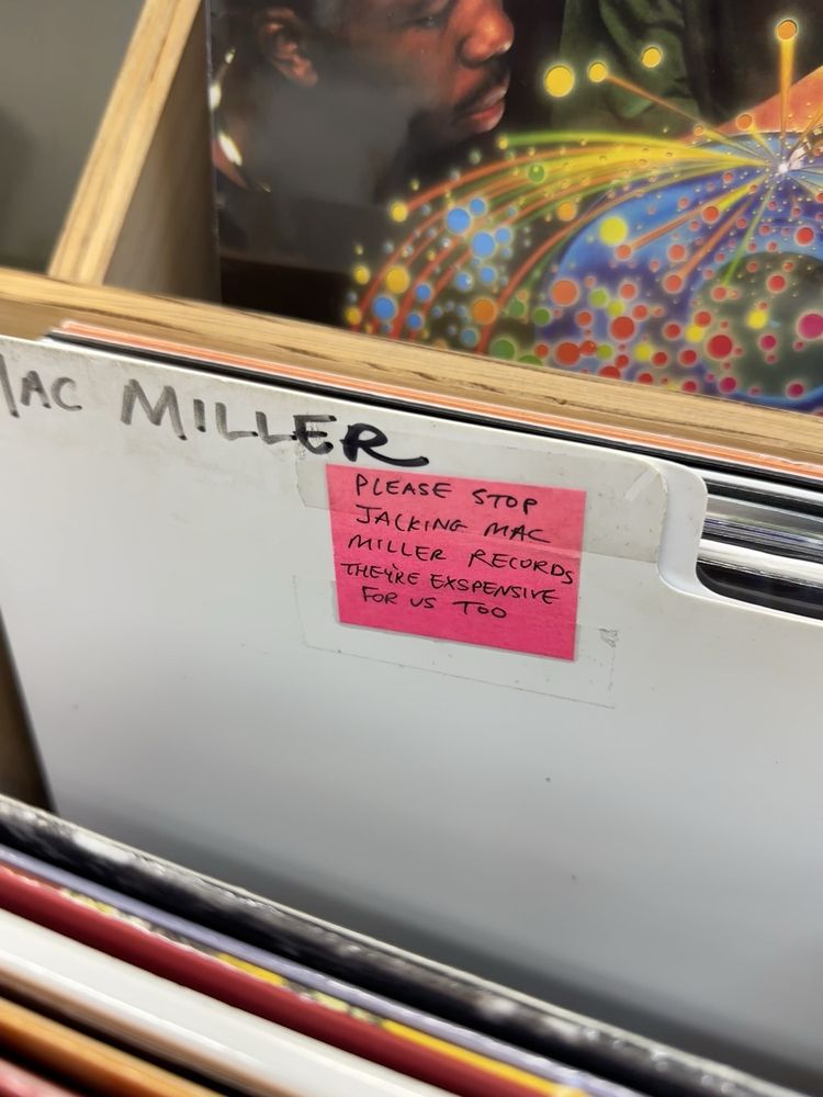 MOON ROCK RECORDS - Updated October 2025 - 21 Reviews - 443 W 11th Ave ...