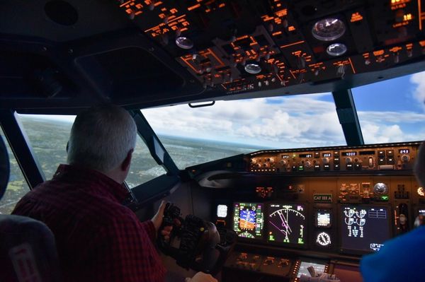EXTREME FLIGHT SIMULATION - 14 Photos - 1350 Tri-State Pkwy, Gurnee, IL ...