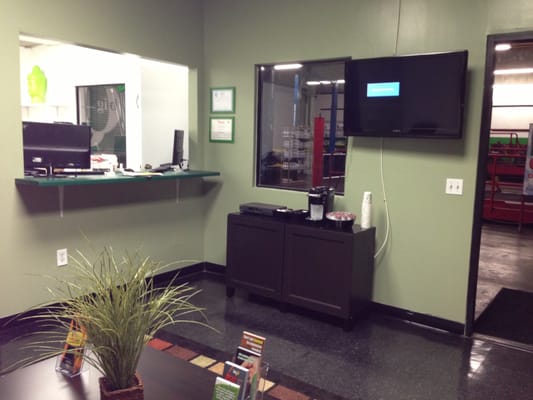 BIG Q AUTO REPAIR - Updated September 2025 - 76 Photos & 571 Reviews ...