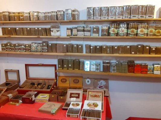 ZEN CIGAR & PIPE LOUNGE - Updated August 2024 - 10 Photos & 23 Reviews - 4650 N Nevada Ave ...