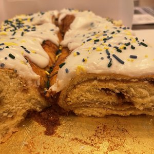 CRUMBL - LAKE CHARLES - Updated December 2025 - 49 Photos - 1704 W ...