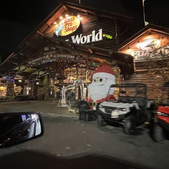 BASS PRO SHOPS - Updated December 2025 - 500 Photos & 201 Reviews - 1 ...