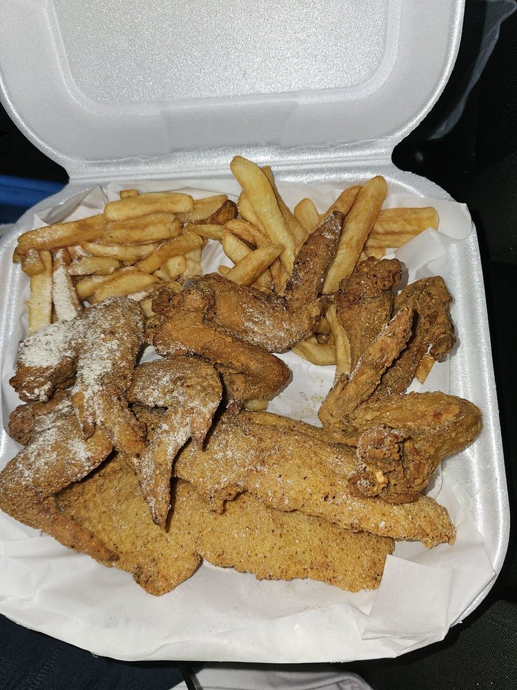 SNAPPER’S FISH & CHICKEN - Updated December 2025 - 26 Photos - 7041 N ...