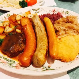 SCHNITZEL PLATZ - Updated December 2025 - 430 Photos & 425 Reviews ...