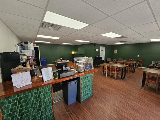 COFFEE DARLING - Updated October 2025 - 13 Photos - 117 N Broadway Ave ...