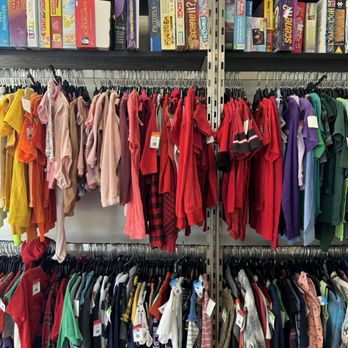 GOODWILL RETAIL STORE & DONATION CENTER - Updated December 2025 - 95 ...