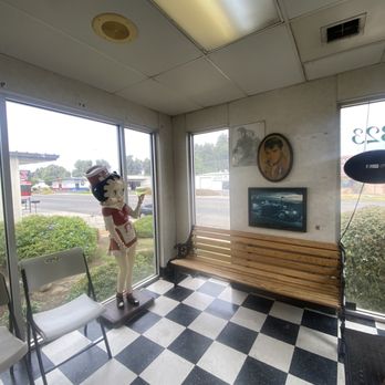 DIMPLES DINER - Updated January 2025 - 192 Photos & 204 Reviews - 1823 ...