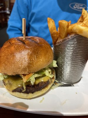 THE BISON ON MAIN - Updated November 2024 - 77 Photos & 99 Reviews ...