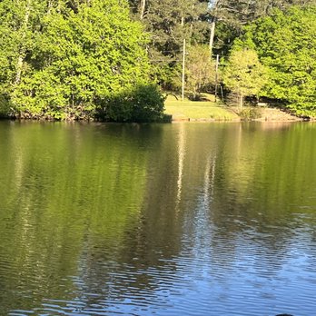 AVONDALE LAKE - Updated January 2026 - 11 Photos - 59 Lakeshore Dr ...