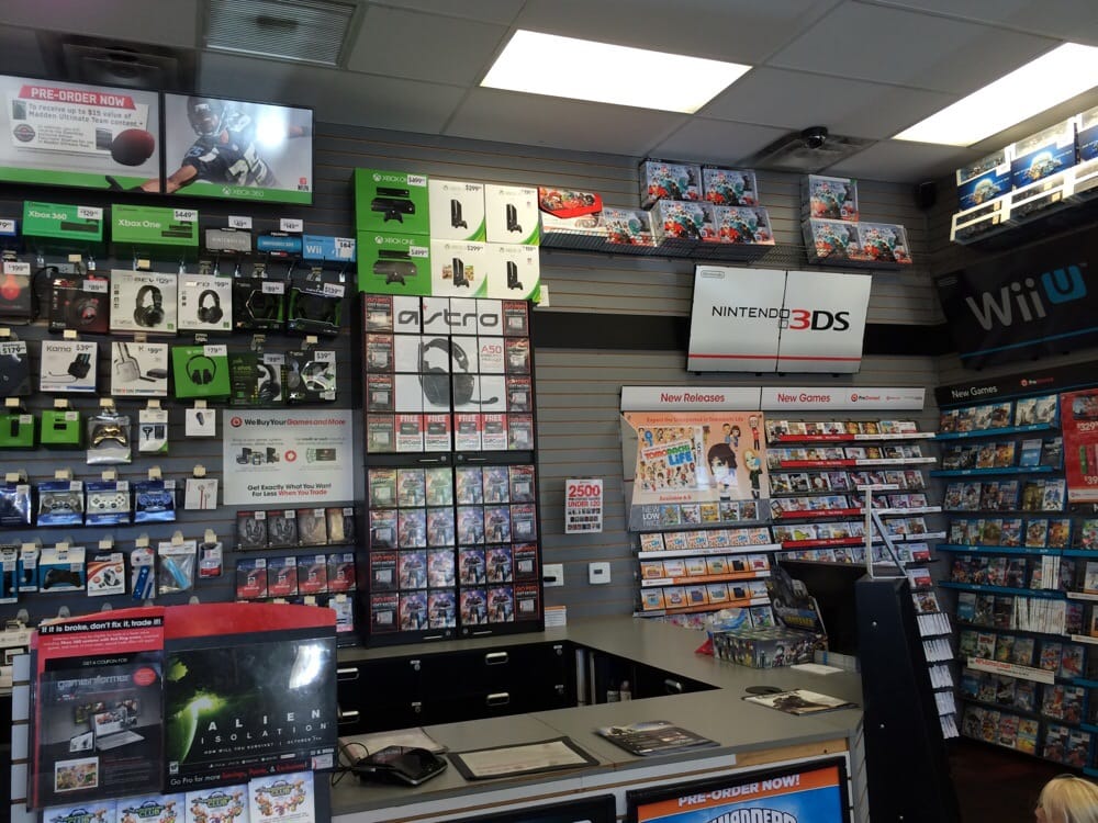 GAMESTOP - Updated August 2025 - 14 Reviews - 607 NW 62nd St, Miami ...