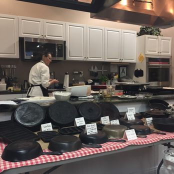 COOKING AT THE COTTAGE - Updated May 2024 - 97 Photos & 30 Reviews ...