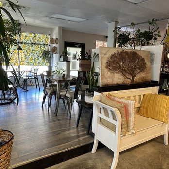 KIN THAI - Updated October 2025 - 153 Photos & 192 Reviews - 207 W 8th ...