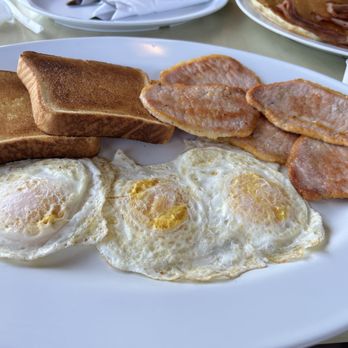 FLIPS RESTAURANT - Updated December 2025 - 38 Photos & 82 Reviews - 575 ...