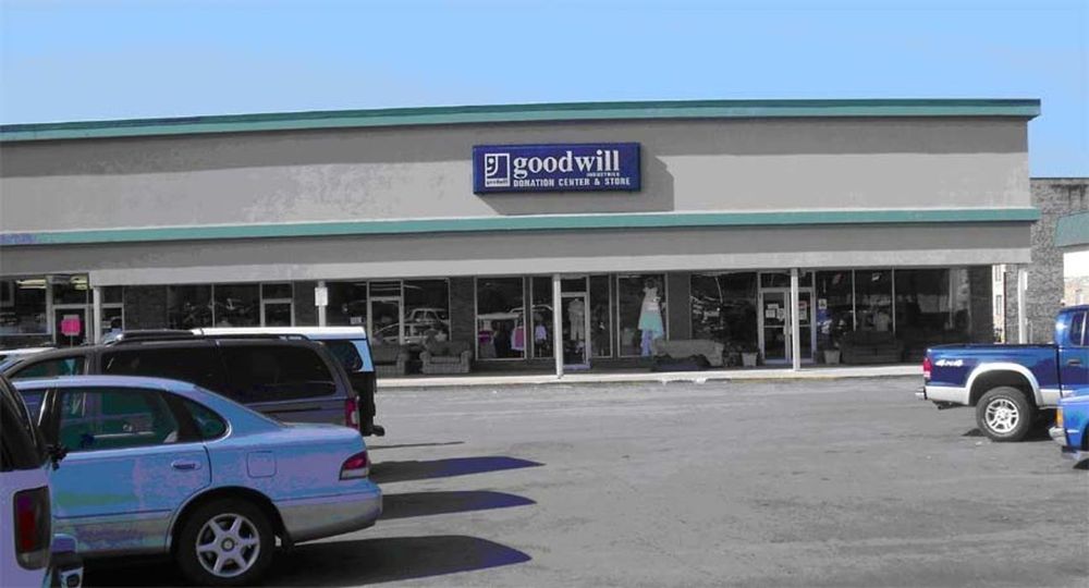 GOODWILL - Updated December 2025 - 829 S Main St, London, Kentucky ...