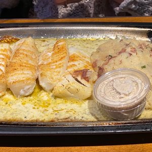 BLOATED GOAT SALOON - 20 Photos & 33 Reviews - 141 E Grand Riv ...