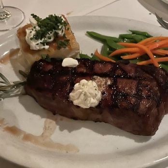 HARRIS’ RESTAURANT - Updated January 2025 - 2452 Photos & 2238 Reviews ...