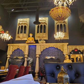 MAHARANI PALACE - Updated April 2025 - 176 Photos & 65 Reviews - 1030 ...