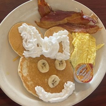 BROWNIE’S CAFÉ - Updated February 2025 - 225 Photos & 237 Reviews ...