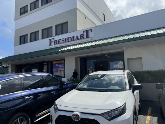 FRESHMART - Updated October 2025 - 18 Photos & 20 Reviews - Calle Calaf ...