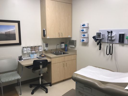 HOAG URGENT CARE ALISO VIEJO - Updated January 2026 - 27 Photos & 425 ...